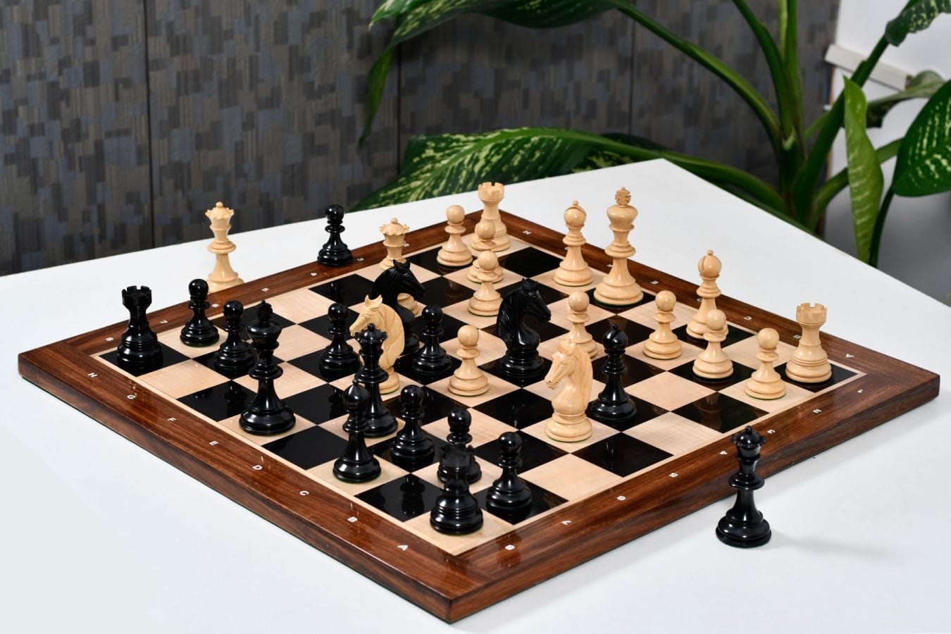 gambit chess set